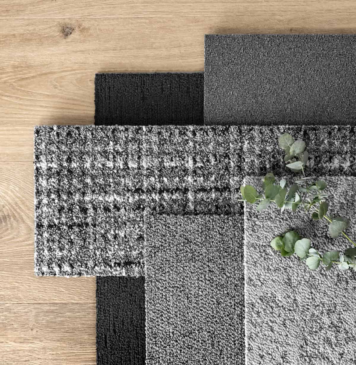 Tapijttegels en tapijt geven elke ruimte sfeer en warmte - VloerenCentrale